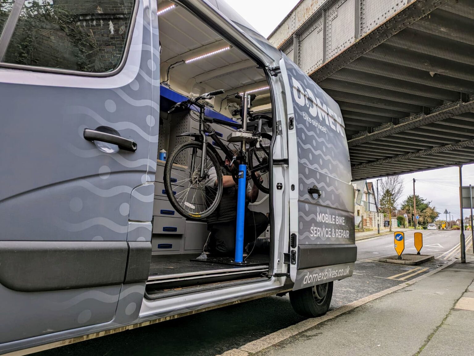 Hybrid Bike Repairs & Mobile Servicing | Domexbikes