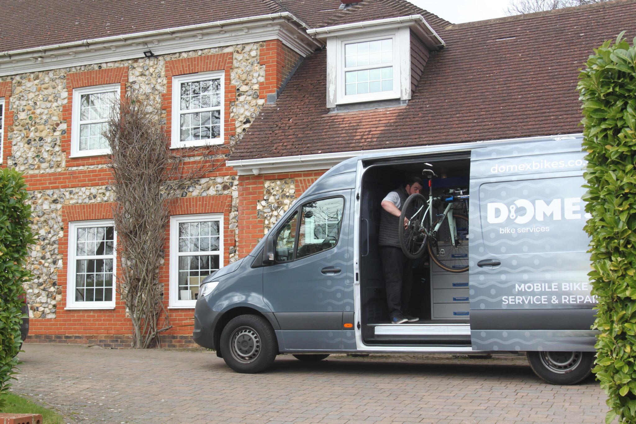 About us - Overview, Purposes & Values | Domexbikes